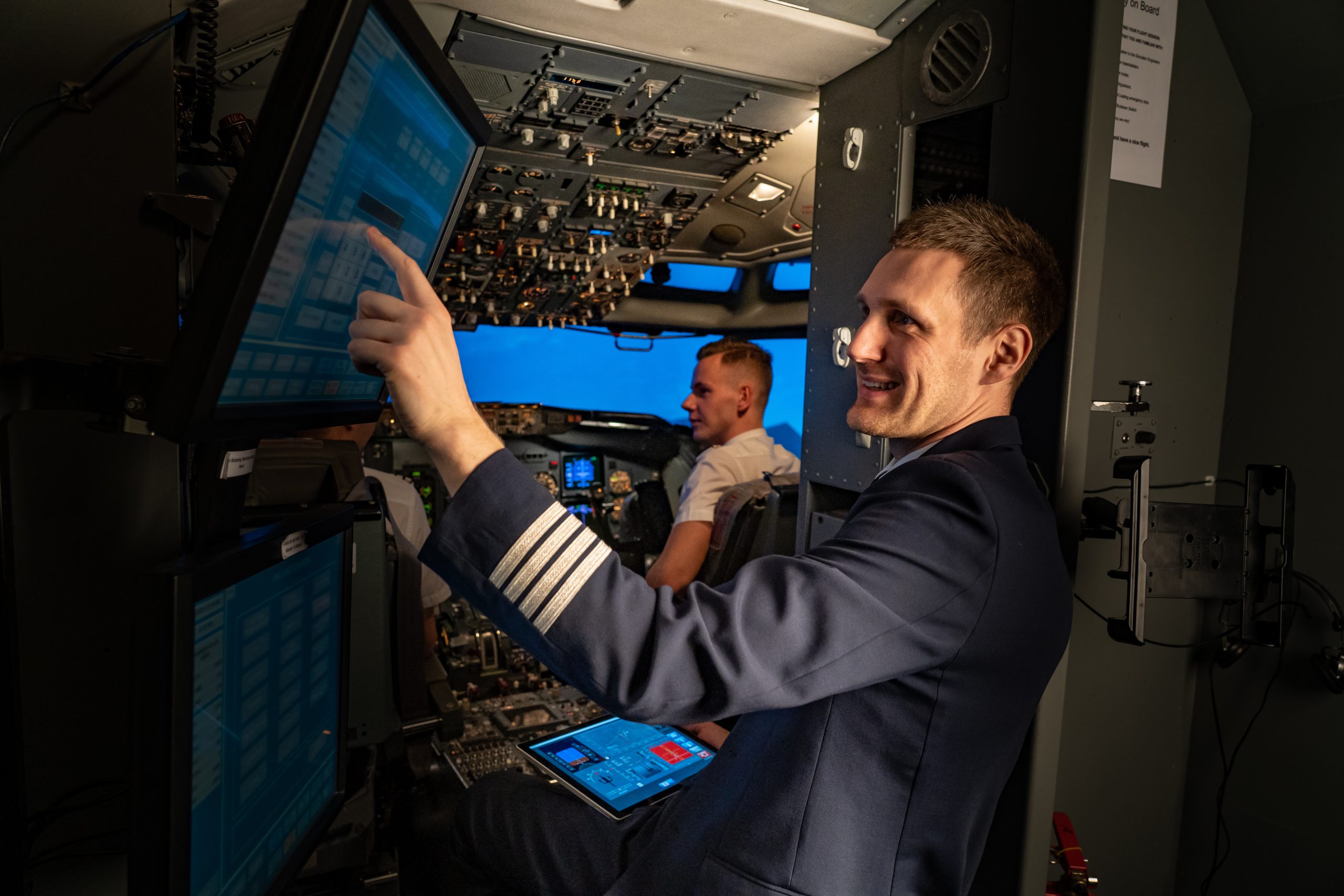 Type Rating Instructor (TRI/SFI) Training - airBaltic Training Type Rating Instructor (TRI/SFI) Training - airBaltic Training