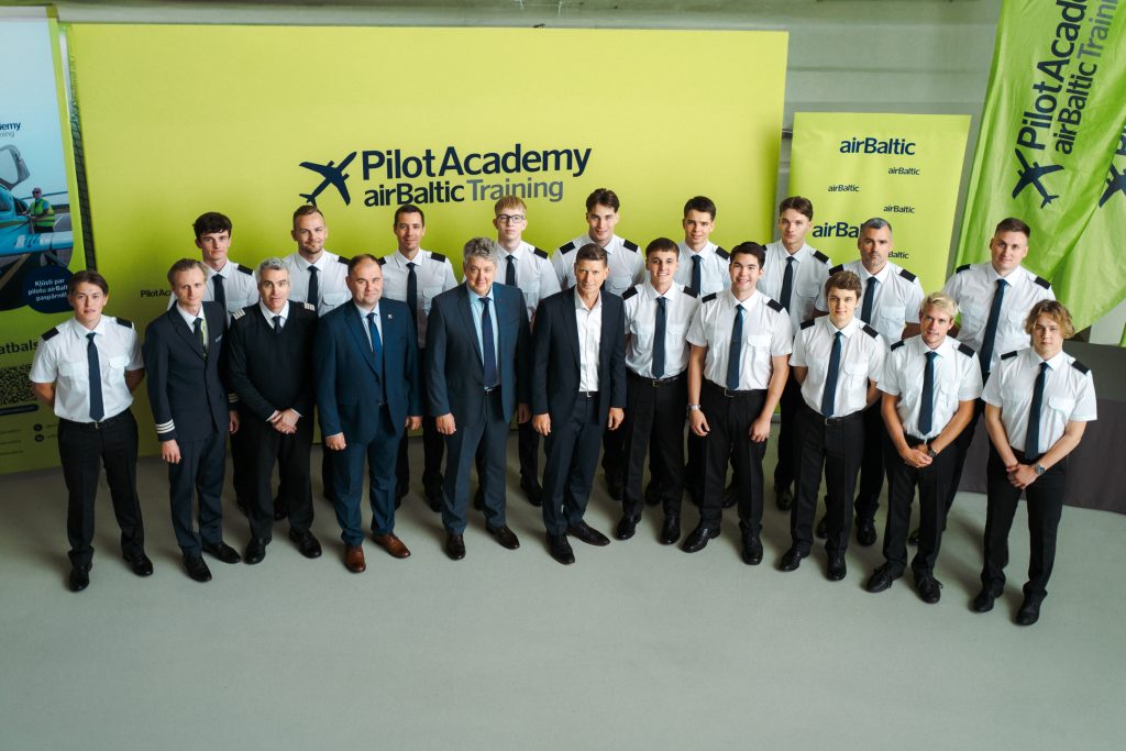 airBaltic Pilot Academy Welcomes 15 New Students - airBaltic Training
